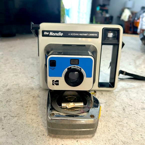 Kodak | Cameras, Photo & Video | Vintage The Handle Kodak Instant ...